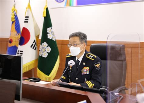 정용근 충북경찰청장 취임…공정한 경찰 되자