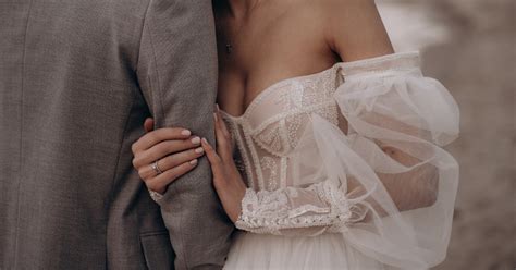 Robe de mariée les 4 grandes tendances stars de 2024 pour en mettre