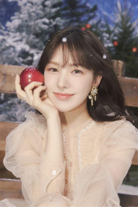 221222 2022 Winter Smtown Smcu Palace Forest Image Rredvelvet