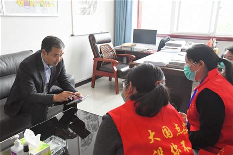 商水县委书记参加人口普查信息登记 中华龙都网 周口日报社主办 河南省重点新闻网站