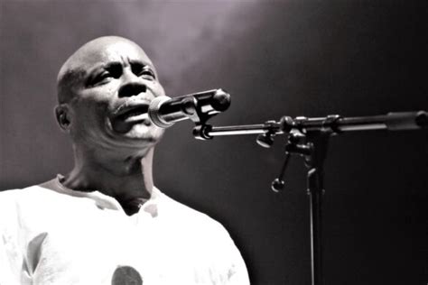 Salimo Muhamad 1948 2024 Músico Comprometido Com A Arte Jornal Notícias