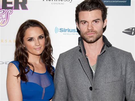 Rachael Leigh Cook And Daniel Gillies