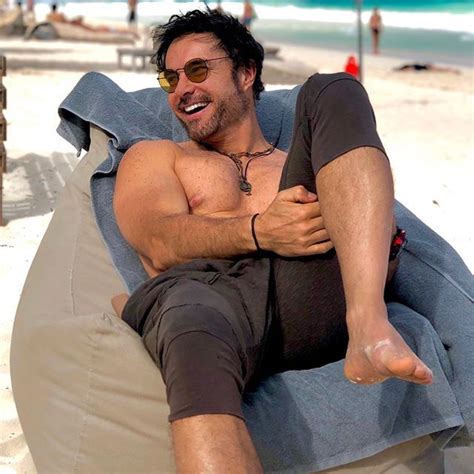 Alejandro Lópezs Feet