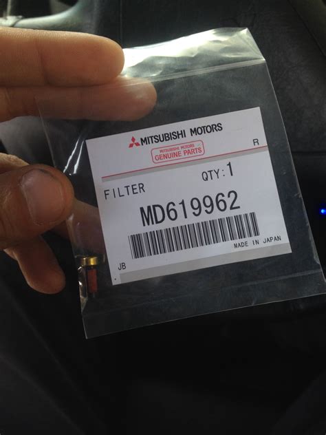 Замена фильтрика тнвд — Mitsubishi Galant (8G), 1,8 л, 1999 года ...