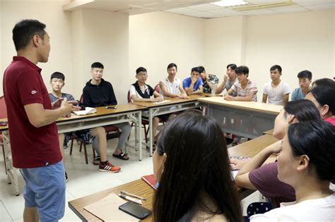 БОЛОМЖИЙГ БҮҮ ХҮЛЭЭ БОЛОМЖИЙГ БҮТЭЭ Мэргэжлийн Боловсролыг Дэмжих Сан