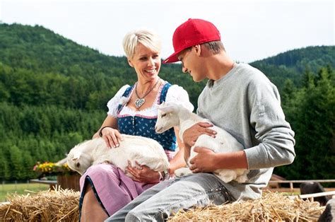 Sonjas Welt der Tiere 2013 ČSFD cz
