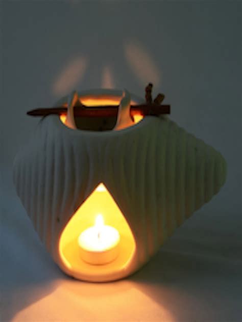 Buy Exclusivelane White Textured Ceramic Aroma Oil Diffuser Aroma Oil