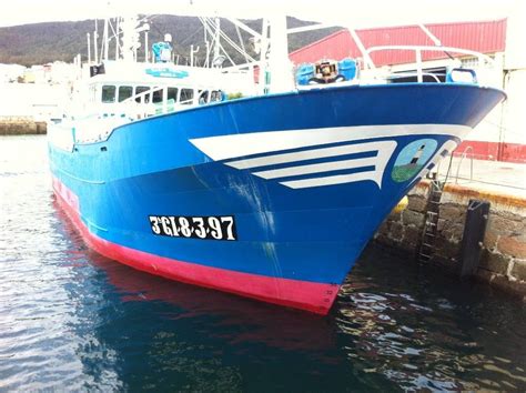 Refit Dun Bateau De Pêche Construction De Bateaux Et De Navire à