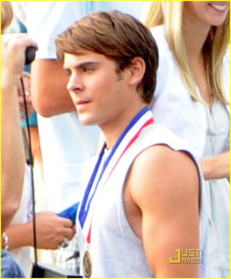 Zac Efron Wins The Gold Photo 252911 Photo Gallery Just Jared Jr