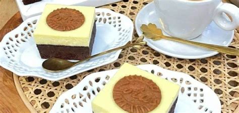 طرز تهیه براونی لوتوس با بیسکوییت لوتوس