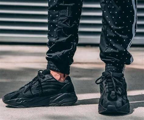 2019年6月發售的yeezy鞋款有哪些 2019年6月yeezy發售計劃 每日頭條