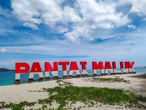 Pantai Maluk Destinasi Wisata Wajib Di Sumbawa Barat