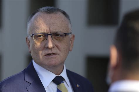 Cine este Sorin Cîmpeanu viitorul ministru al Educaţiei
