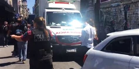 Salidera bancaria en pleno microcentro motochorros robaron más de 50
