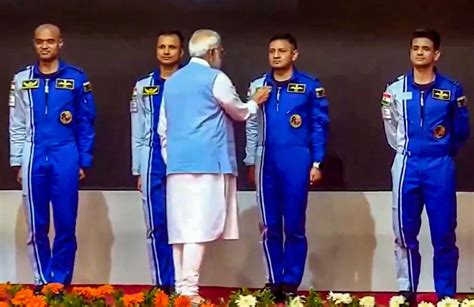Pm Modi Reveals Names Of 4 Gaganyaan Mission Astronauts At Isro Centre