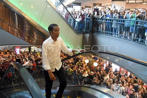 Jokowi Makan Siang Di Grand Indonesia Antara Foto