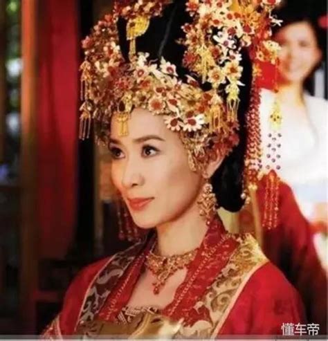 古代中式婚禮新娘為什麼一定要坐花轎出嫁 每日頭條
