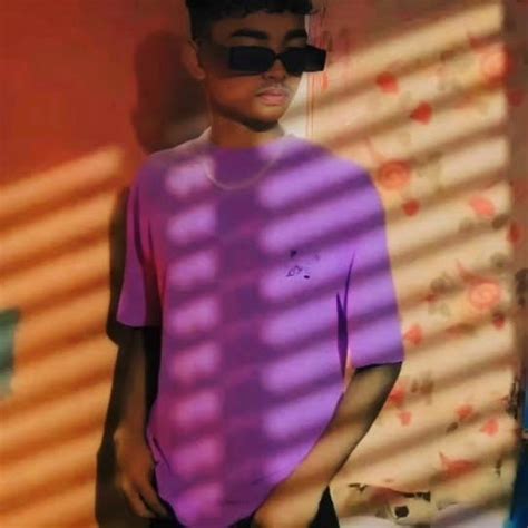 Akhtar Yourakhtar8826 • Threads Say More