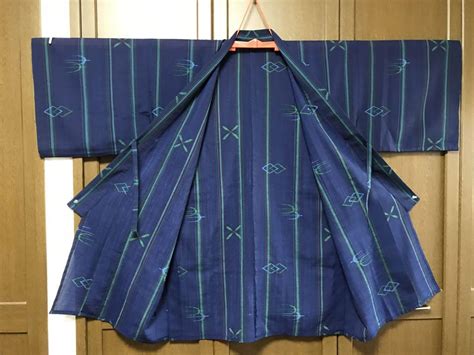 琉球舞踊 三線衣装 メルカリ