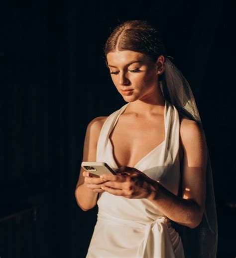 Bride Unexpectedly Got Her Grooms Cheating Proofs On Their Wedding Day