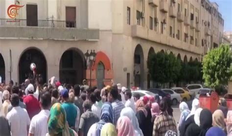 اشتباكات في العاصمة الليبية والمبعوث الأممي يطالب بتعديلات على خطة