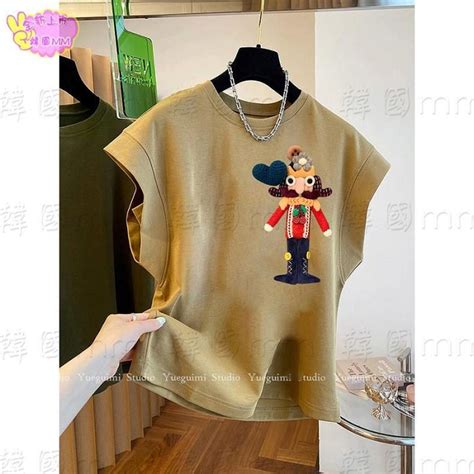 韓國mm夏季新款重工玩偶飛袖短袖t恤女設計感小眾無袖上衣上衣短t打底衫一字領t雪紡襯衫 Yahoo奇摩拍賣