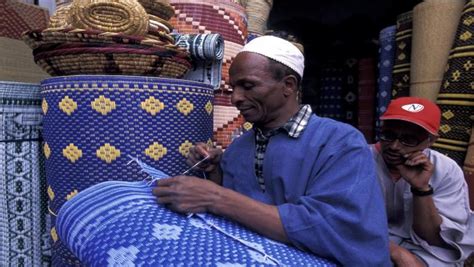 المهاجرون الأفارقة المغرب وجهة مؤقّتة تكتنفها العنصرية