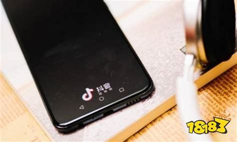 抖音直播怎么发福袋 抖音直播福袋怎么玩18183专区