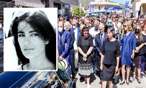 Συγκίνηση στο τελευταίο αντίο στην Ειρήνη Παπά Viralgr
