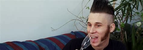 Watch My Strange Addiction S01e10 Eats Glass Bleaches Skin Free