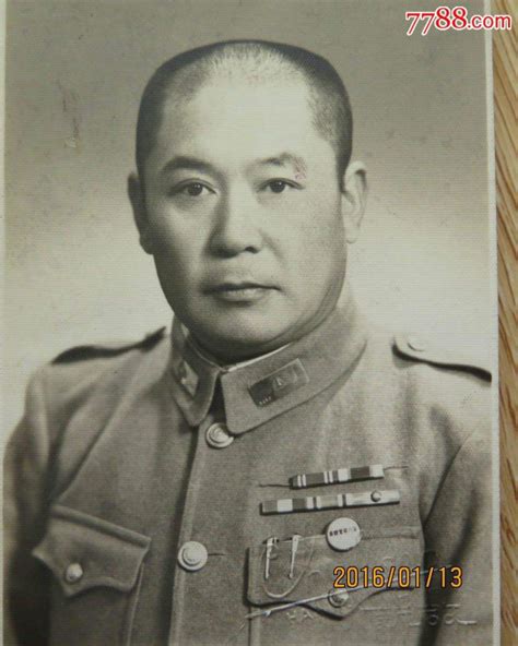 傅作义：粉碎内蒙独立、收复失地的抗日英雄，率25万人和平起义 知乎