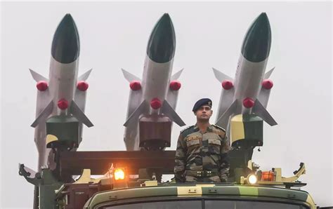 फक्त 500 रुपयांपासून या Defence Index Fund मध्ये गुंतवणूक शक्य 24