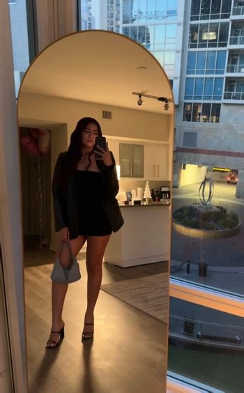 Jackie Figueroa Feet Aznudefeet