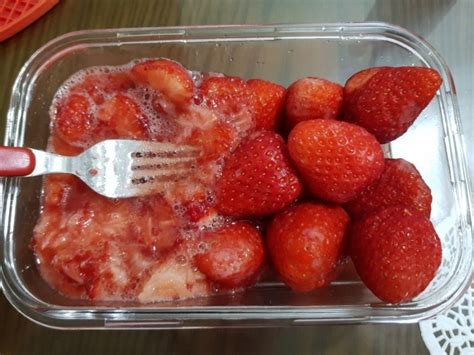 핫한 디저트 생딸기우유 레시피