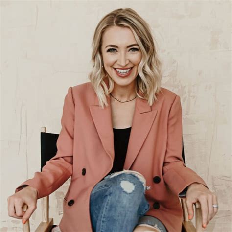 Taylor Hahn Booksparks