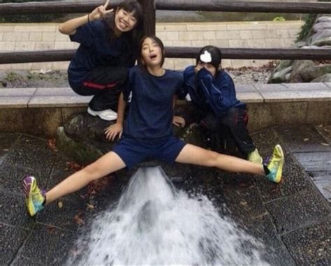 ĐỘng Commission Tìmcom Tìm Com Sketch Cp Cân được Biểu Cảm Táo Bạo