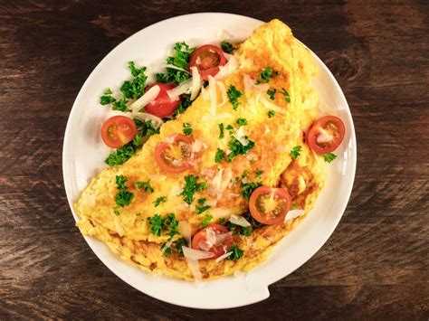 Onion And Tomato Omelet Recipe And Nutrition Eat This Much