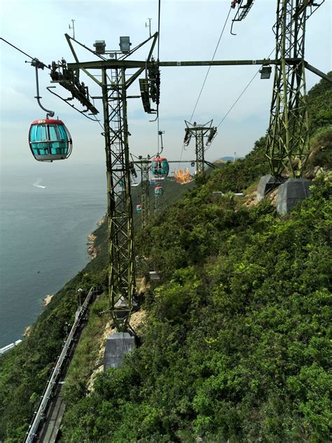 2025香港海洋公园登山缆车游玩攻略 20分钟，沿着山边的海岸线 【去哪儿攻略】