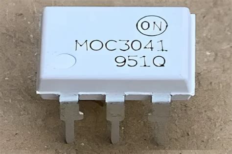 MOC3041 Zero Cross TRIAC Driven Optocoupler DIP At 17 In Pune