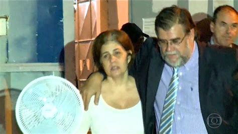 Ex governadora Rosinha Garotinho deixa prisão no Rio Rio de Janeiro G