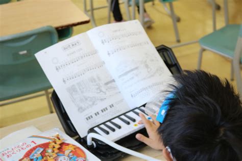 鍵盤ハーモニカで演奏 ～1年生～ 北広島市立双葉小学校