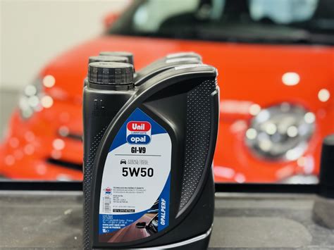 Abarth695 Unilopal Gi V9でオイル交換 A Pit Autobacs