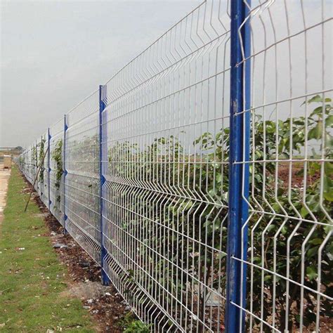 Hot Galvanizedpowder Coated Triangular Bending 3d Curved Welded Wire
