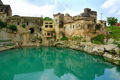 Katas Raj Temples History Of Katas Raj Rising Pakistan