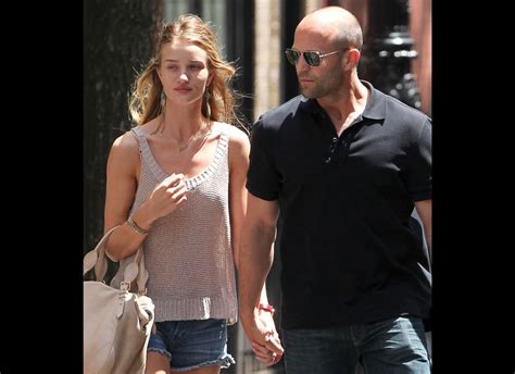 Elle Macpherson Without Makeup In London Photos Huffpost Life