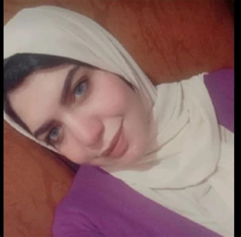 Nahid Arab Hijab Girl Nuds 24 Pics