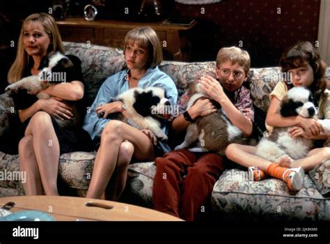 Bonnie Hunt Nicholle Tom Christopher Castile And Sarah Rose Karr Film