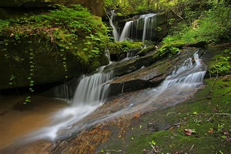 Hidden Falls Of South Carolinas Jocassee Touristsecrets