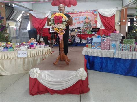 ท่านผู้อำนวยการโรงเร โรงเรียนธนรัตน์วิทยา อ เมือง จ ลำพูน