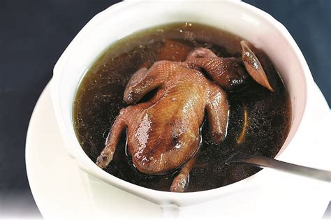 新廚上菜集各家名店之大成 台北W飯店紫艷中餐廳新廚上菜 專題周報 工商時報